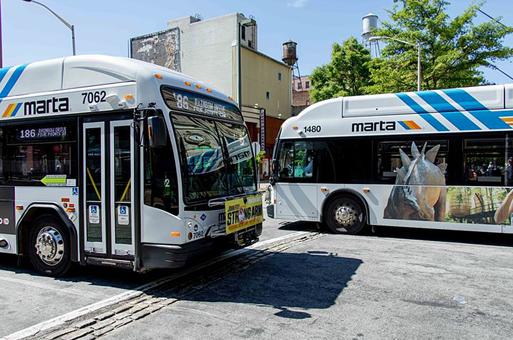 NEWS BRIEF: Fight is on for bus rapid transit system versus light rail ...
