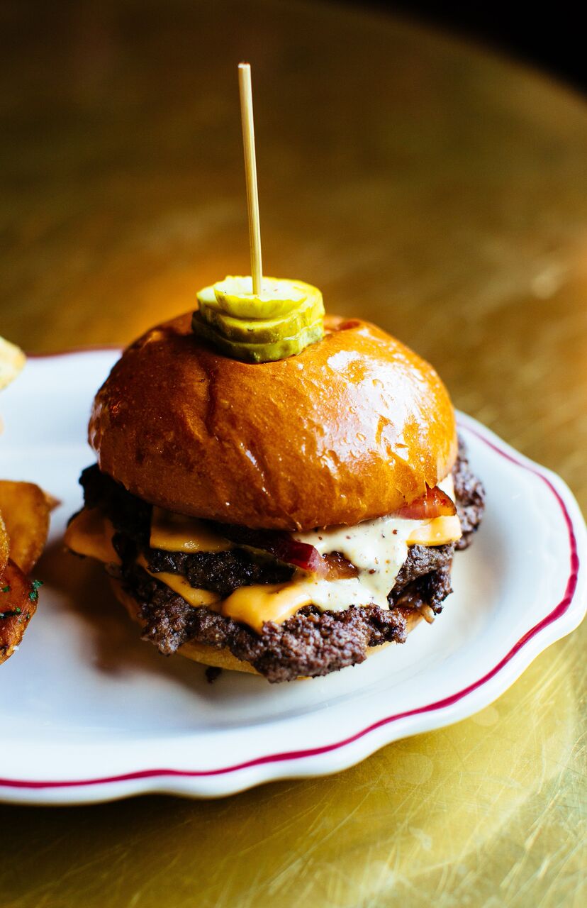 QUICK BITES: Gino’s East of Chicago goes deep into the South, Smoke ...