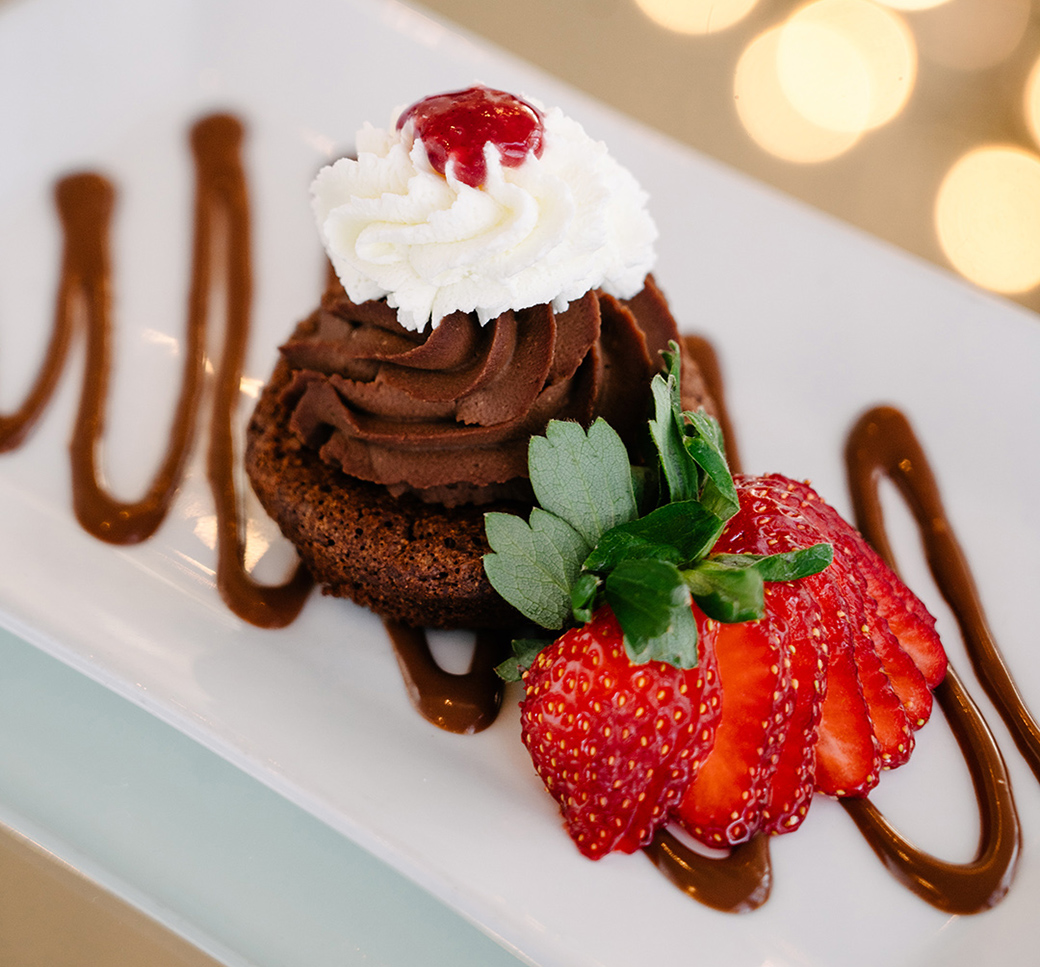 Petite Violette Valentine’s Dinner | Creative Loafing